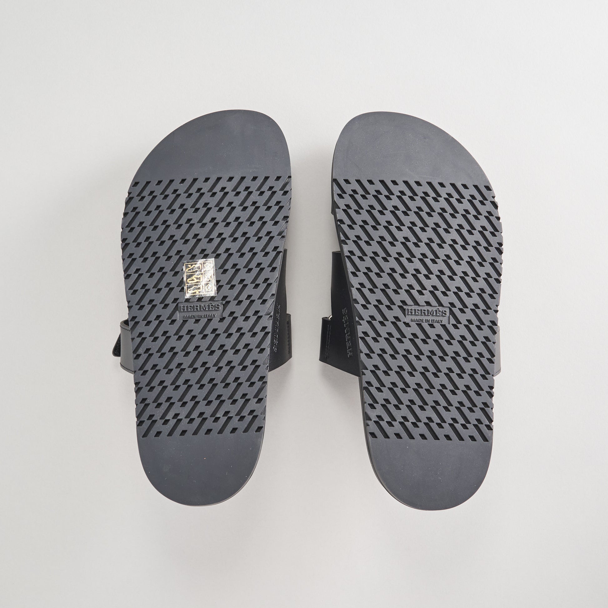 Hermès Chypre Sandals Black – eliteUSA