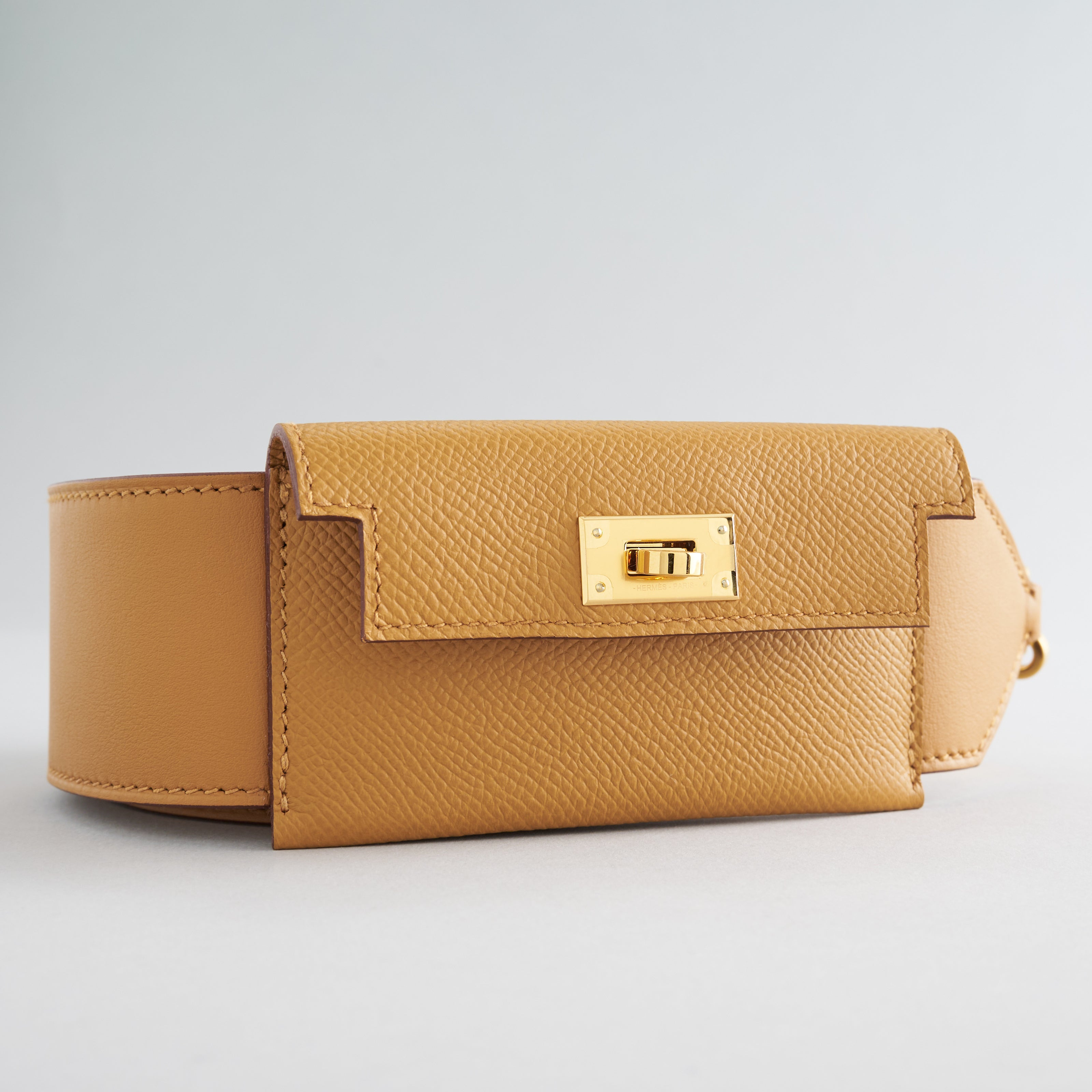Hermès Kelly Pocket Shoulder Strap 105mm Swift Sesame/Sesame Gold Hard