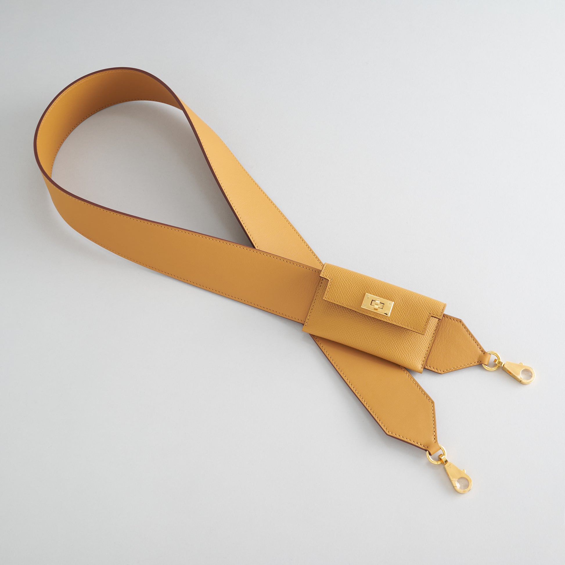 Hermès Kelly Pocket Shoulder Strap 105mm Swift Sesame/Sesame Gold Hard ...
